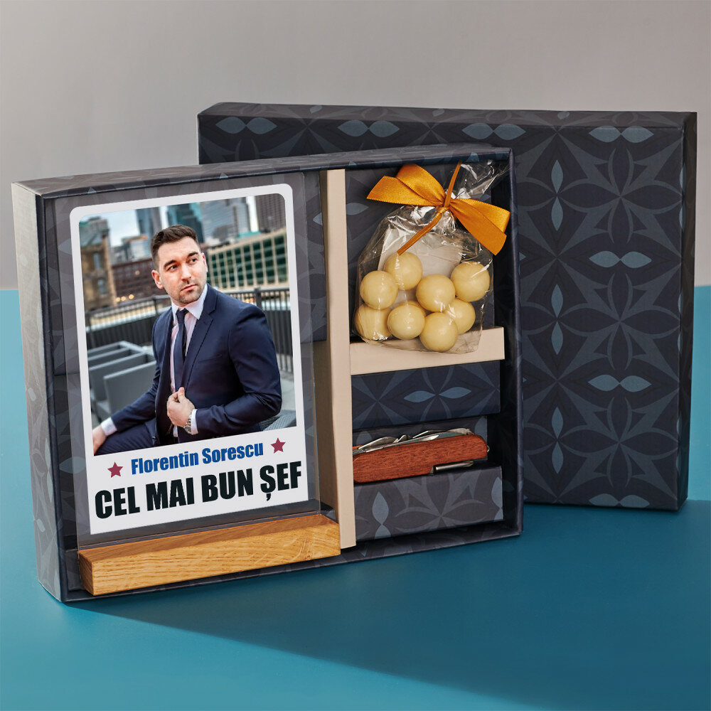 Set cadou pentru șef cu imprimare pe sticlă și briceag - MyGift.ro