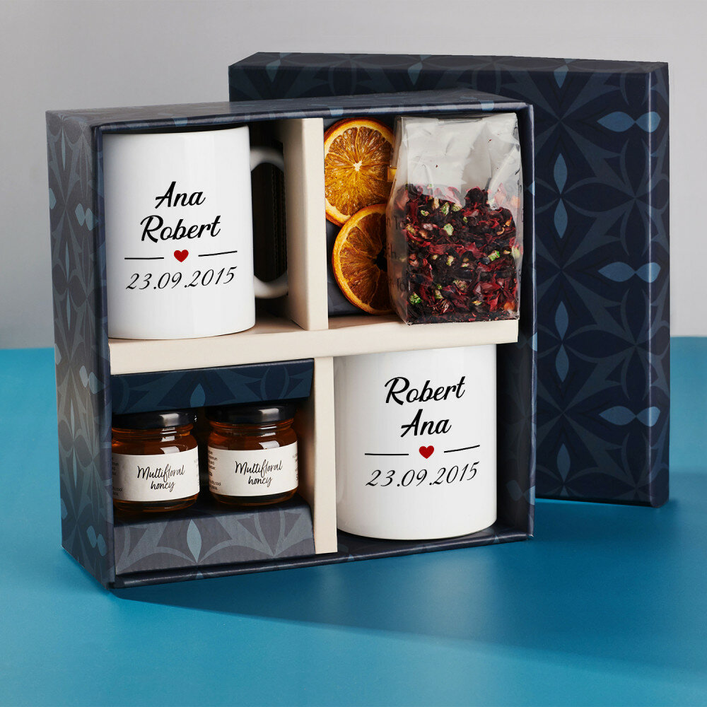 Set cadou la nuntă cu căni pentru cuplu - MyGift.ro